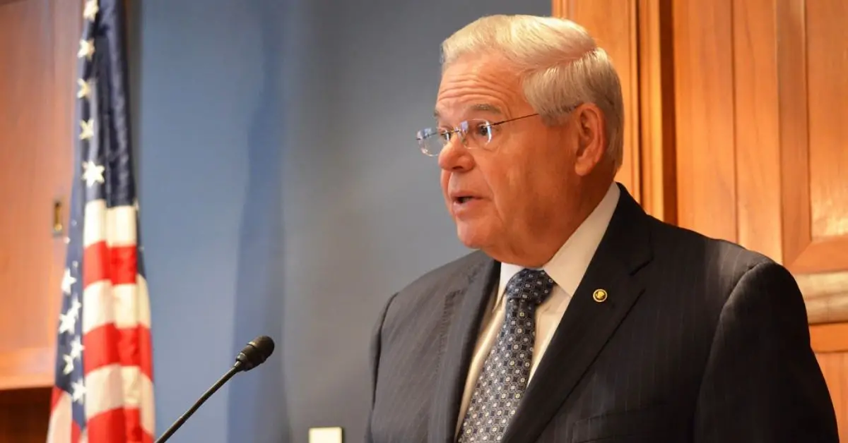 Senator Bob Menendez Bio and Wiki - ContactSenators
