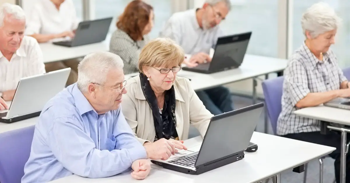 Free Computers for Low-Income Seniors 2024